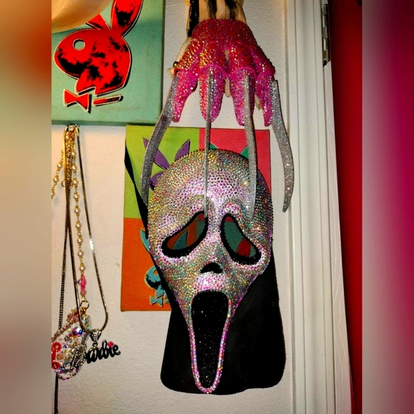 scream | Accessories | Custom Metallic Pink Airbrushed Bling Y2k ...